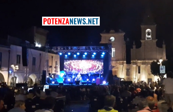 SAN ROCCO A VENOSA: GRAN FINALE CON IL CONCERTO DI RON E GLI ...